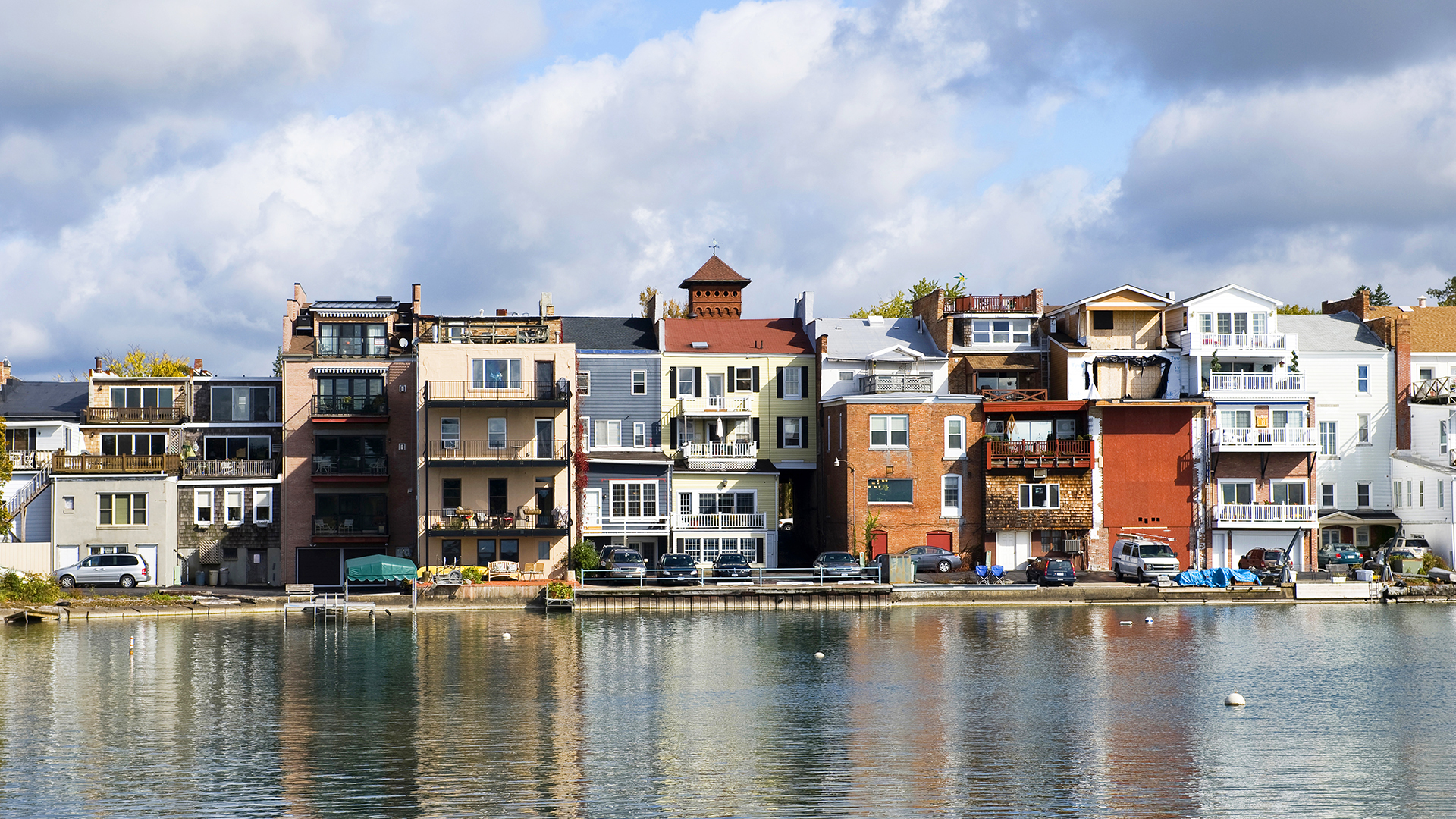 10 Best Small Towns to Visit This Spring – colleen stinchcombe